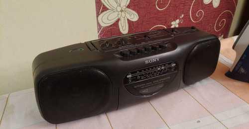 Радиоприемник Sony CFS-B11L
