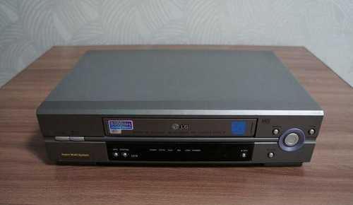 Видеомагнитофон LG L218 (кассетный)