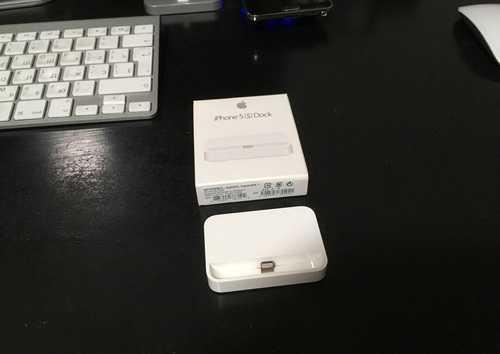 Докстанция Apple iPhone 5, 5S, SE