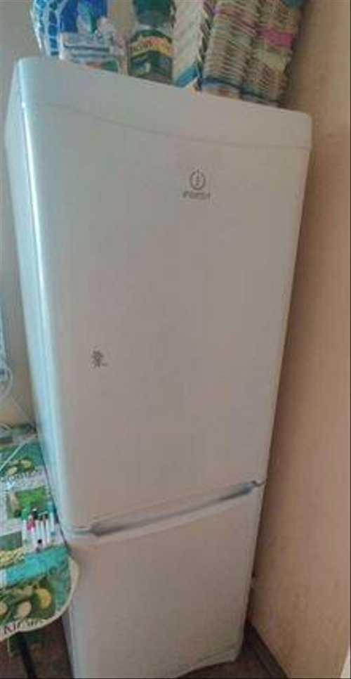 Холодильник indesit nba16