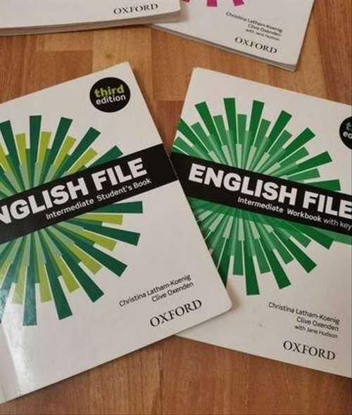 Учебник file. Учебник English file. Линейка учебников English file. Textbook English file пример страниц.