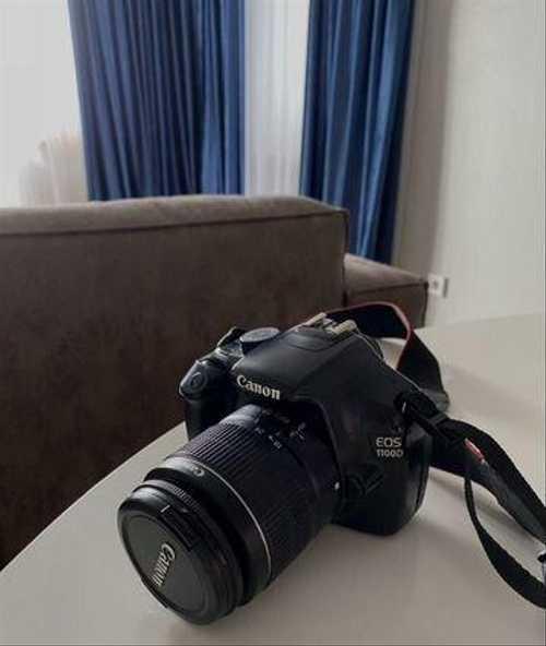 Зеркальный фотоаппарат EOS Canon d1000