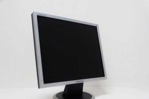 Монитор 19" Samsung (DVI / 2ms) и кабели