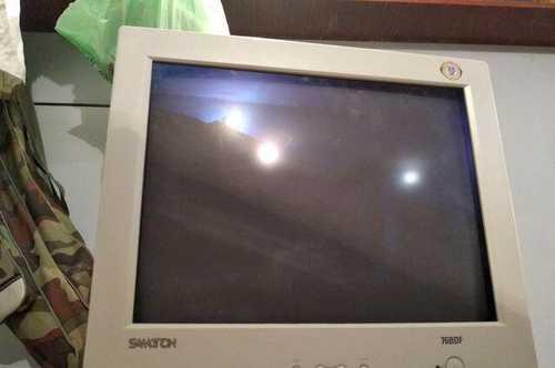 Монитор 17" SAMSUNG Samtron 76BDF