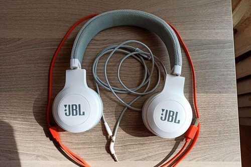 Беспроводные наушники JBL E45BT Bluetooth