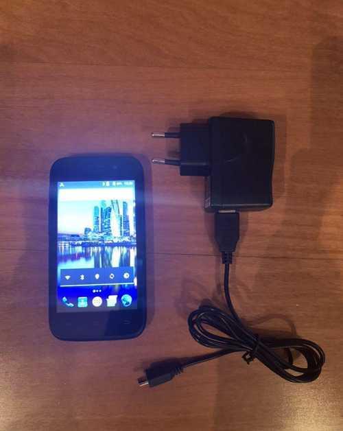Смартфон 2 SIM digma city Z400