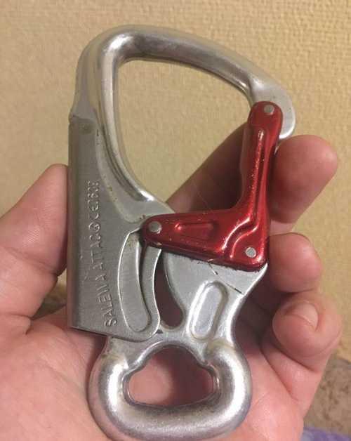 Карабин Salewa Attac