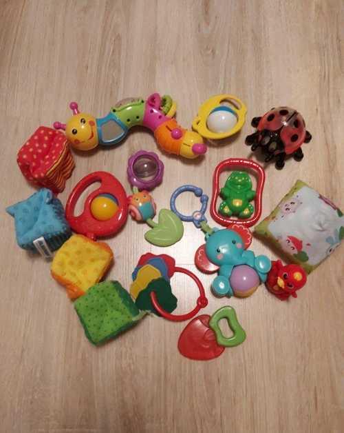 Погремушки пакетом fisher price, мякиши и др