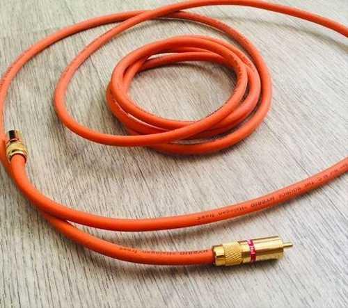Межблочный кабель van den hul rca