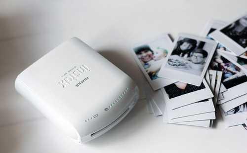 Принтер Fujifilm Instax Share