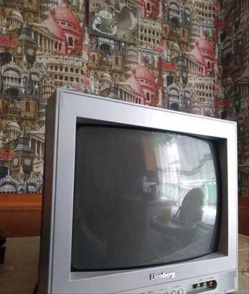 Телевизор ламповый бу, в предачу дисковод DVD