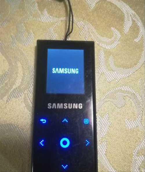 Mp3 плеер Samsung YP-E5