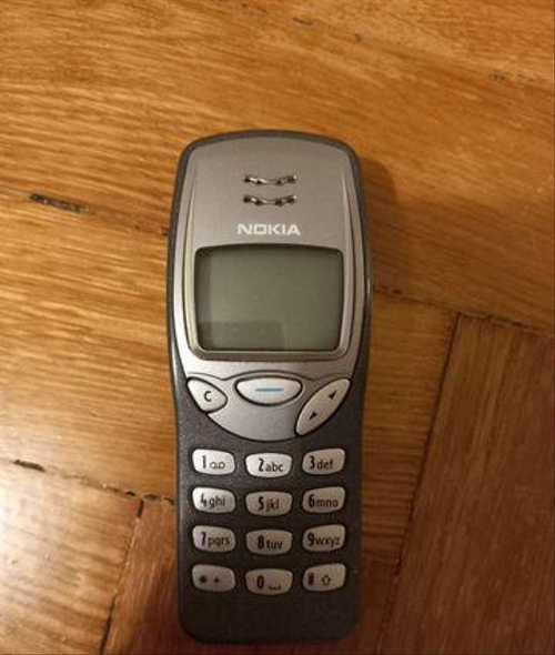 Телефон Nokia 3210