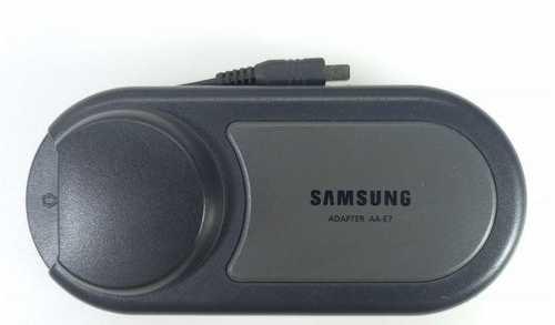 Samsung AC power adapter AA-E7 8.4 V 1.5 A