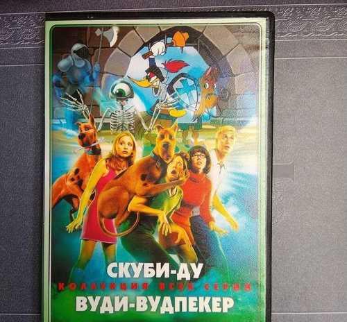 DVD диски с фильмами и мультфильмами