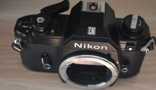 Зенит nikon em