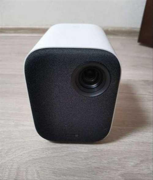 Проектор Xiaomi Mi Smart Compact Projector M055MGN