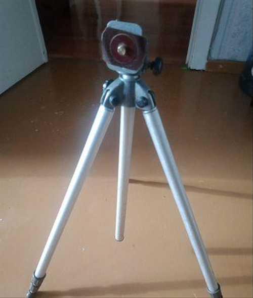 Советский фотоштатив