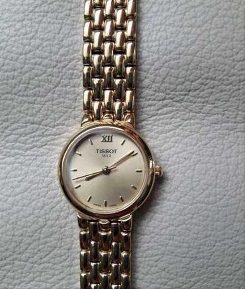 Тиссот бу. Tissot s825. Tissot s826. Tissot s825 часы женские. Tissot s825 стекло.