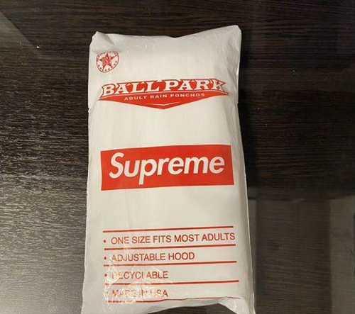 Дождевик Supreme