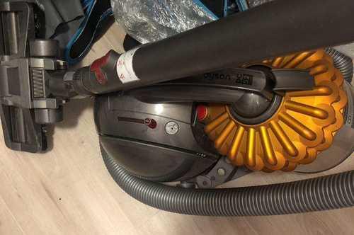 Пылесос dyson dc52