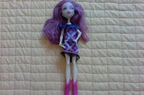 Шарнирная кукла Monster High