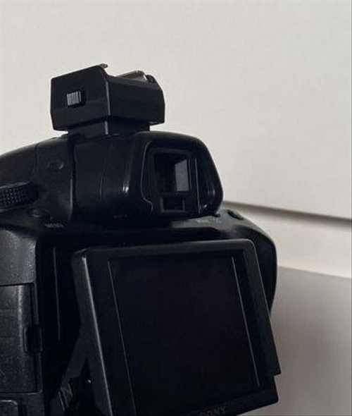 Фотоаппарат с сумкой и аккумулятором Sony a37