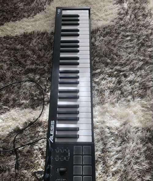 Миди клавиатура Alesis v 49