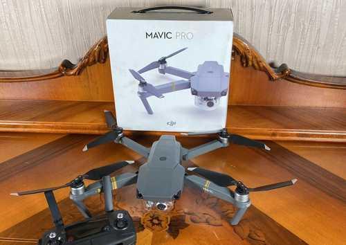 Квадрокоптер DJI Mavic Pro
