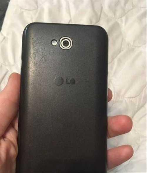 Телефон LG l70