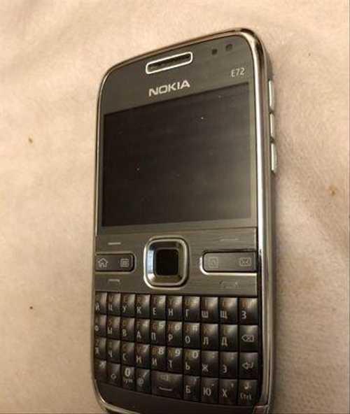 Телефон Nokia e72