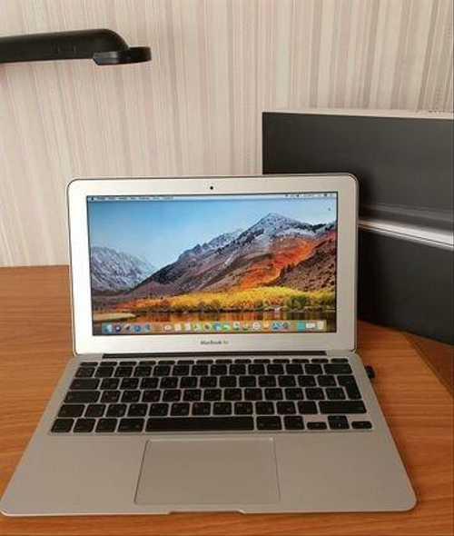 Apple MacBook Air 11 A 1370 как новый