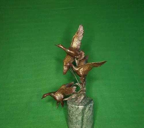 Скульптура из бронзы Три утки. Цветная бронза