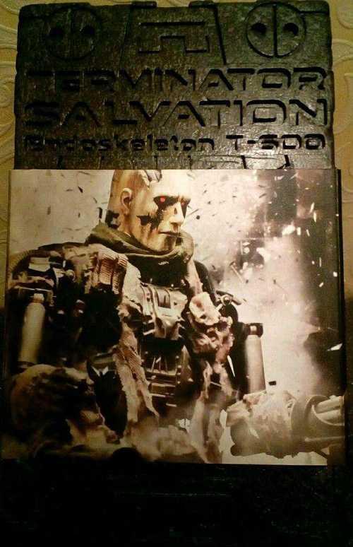 Hot Toys Terminator Salvation T-600 Rubber Skin