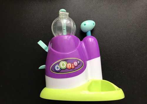 Детская игрушка Oonies надувает пузыри