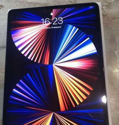 Apple iPad Pro (2021) 12,9"Wi-Fi 128Гб, Space Gray
