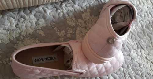 Новые дизайнерские слипоны Steve Madden