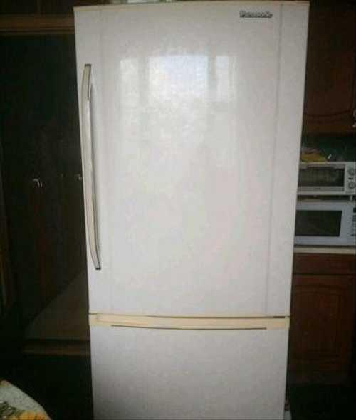 Холодильник Panasonic NR-B651BR (ширина 77см)