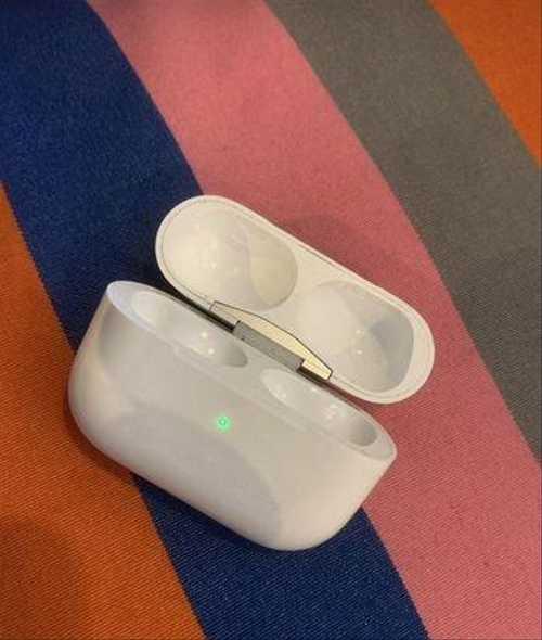 Зарядный кейс футляр для Airpods pro Apple