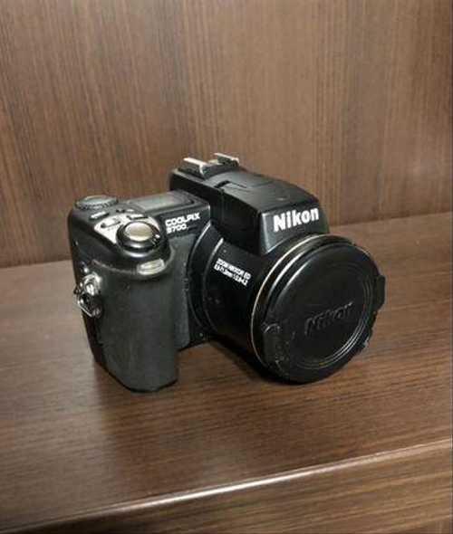 Цифровой фотоаппарат Nikon Coolpix 5700