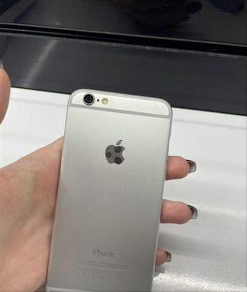 Телефон iPhone