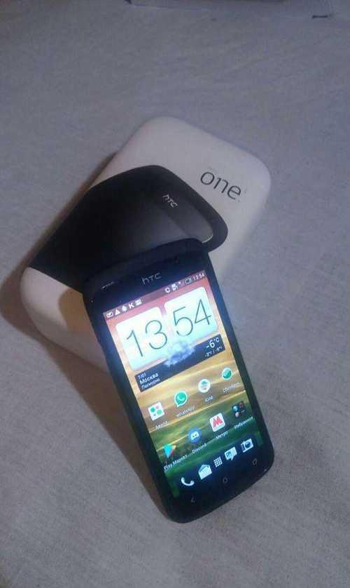 Смартфон HTC One S