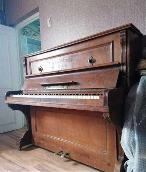 Антикварное немецкое Пианино