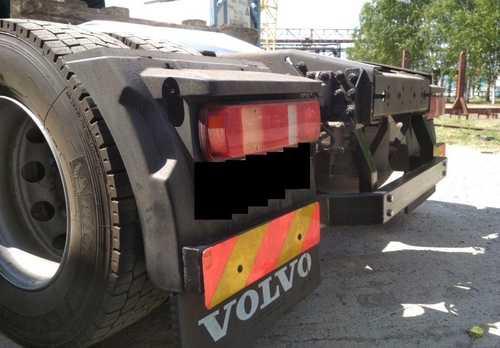 Кронштейн брызговиков,отбойник,бампер Volvo вольво