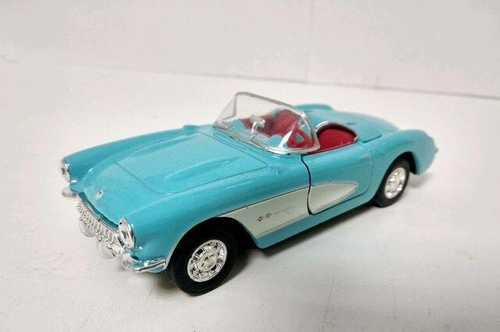 Chevrolet Corvette C1 1957 (Welly)