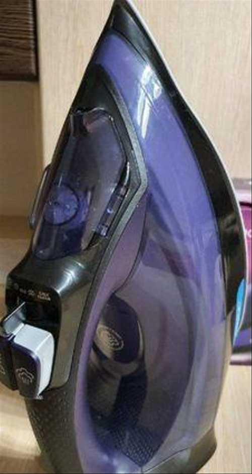 Утюг Philips GC3925/30 фиолетовый