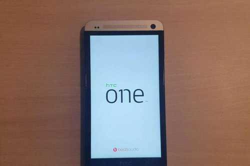 Телефон HTC One dual