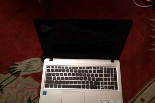 Asus X504S