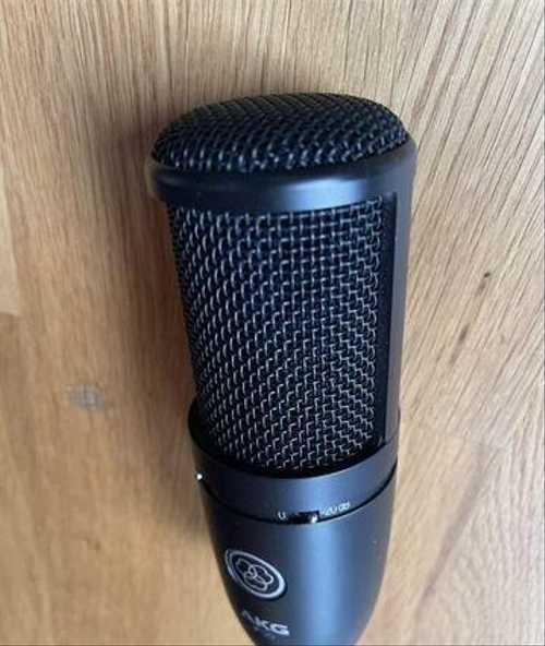 Студийный конденсаторный микрофон AKG P120