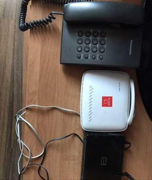Телефон стационарный panasonic и два маршрутизатор